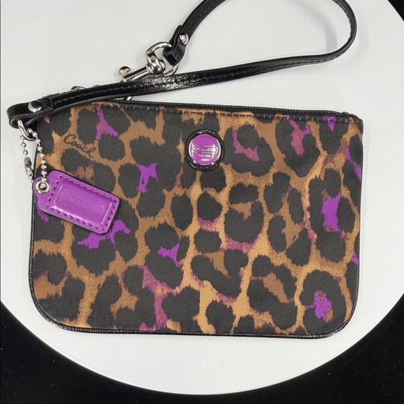 Coach | Bags | Coach Ocelot Print Wristlet Leopardstyle Pattern ...